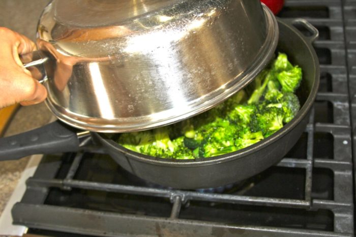 Old Spaghetti Factory Broccoli Recipe - Cooking With Ruthie